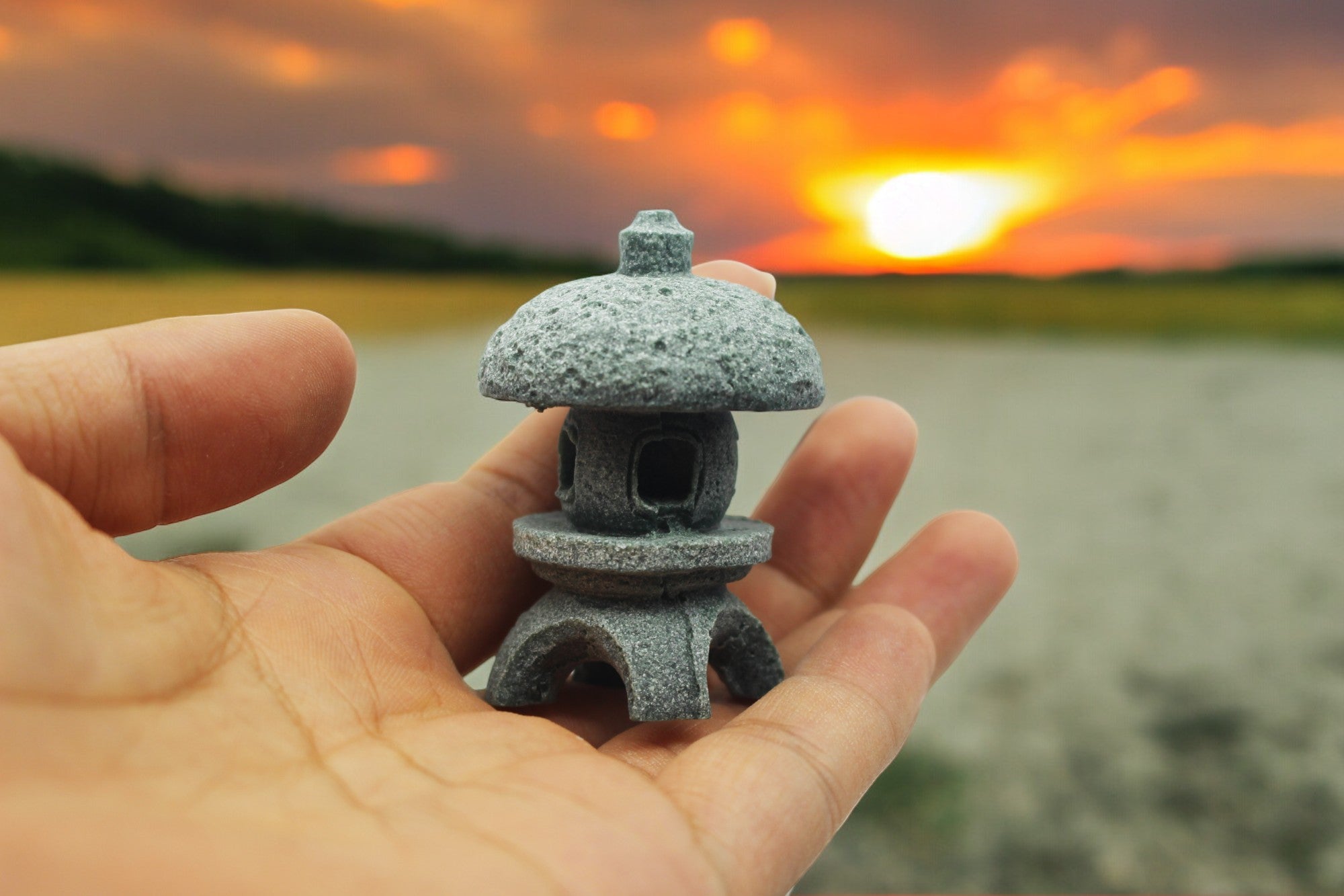 Mini Stone Lantern Figurines - Ishitoro