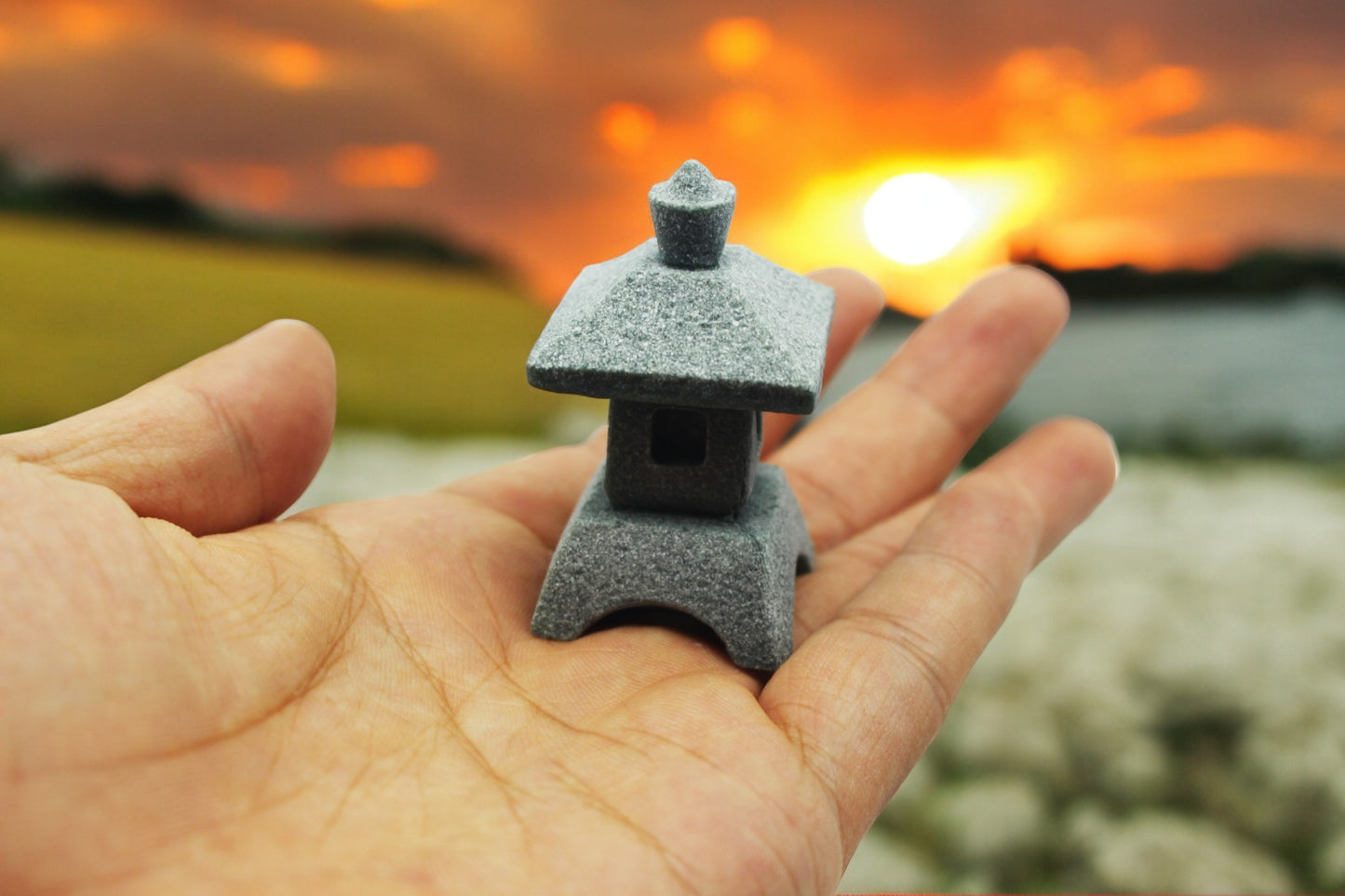 Mini Japanese Stone Lantern Figurines – Orizenworld